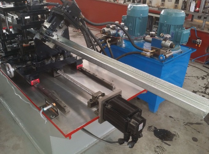 3500mm Length Stud Manufacturing Machine UC CW Profiles Mitsubishi PLC ...
